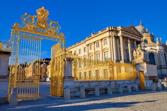 VERSAILLES CASTLE Round-Trip Transfer from Paris by Luxury Van - FAQs