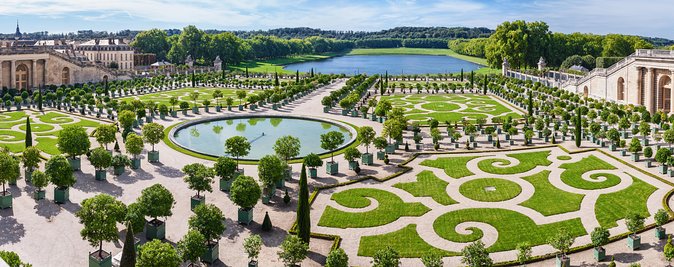 Versailles Domain Small-Group Guided Tour From Paris - Accessibility and Physical Requirements