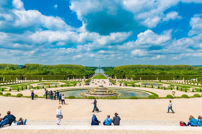 Versailles Palace and Gardens Half Day Guided Tour From Paris - Tips for Maximizing Your Tour Experience