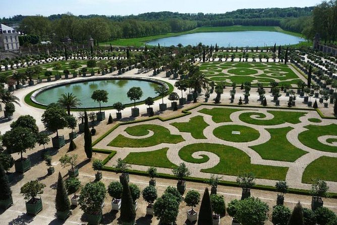 Versailles Palace and Trianon Guided Day Tour From Paris - Recommendations for Future Visitors