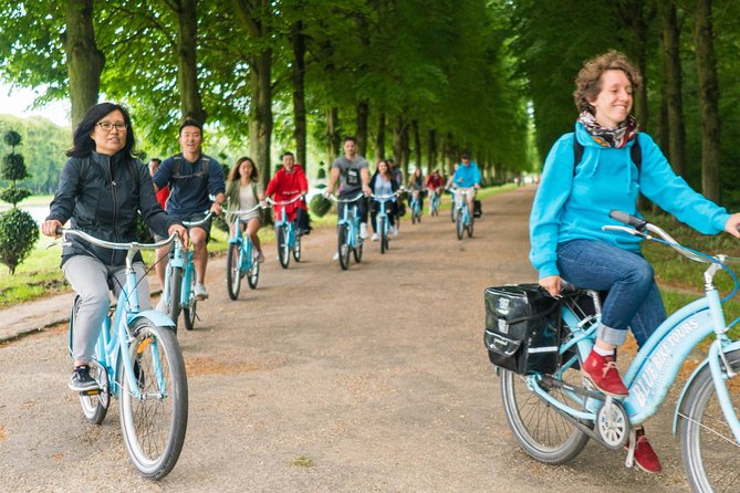 Versailles Palace Bike Tour with Market & Marie-Antoinette hamlet - Accessibility and Flexibility