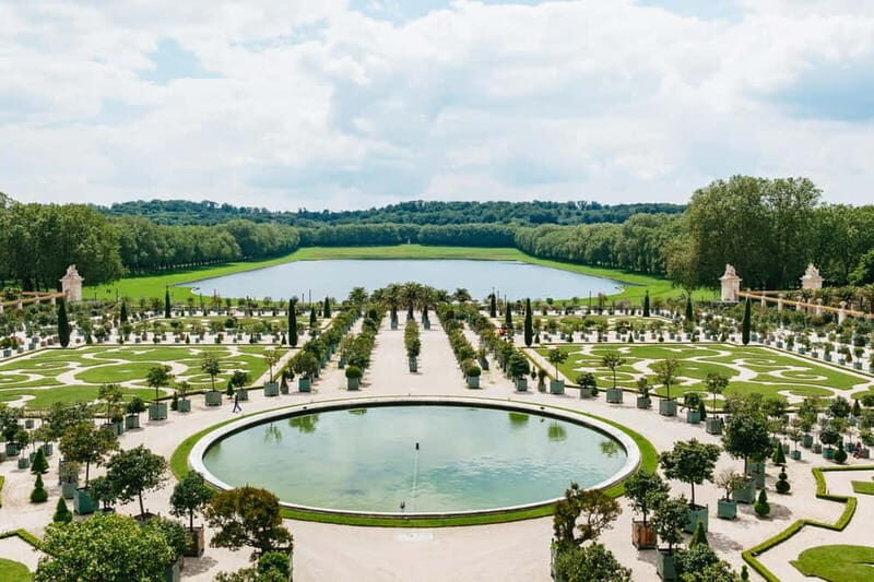 Versailles: Palace, Gardens & Marie Antoinettes Estate Tour - FAQ