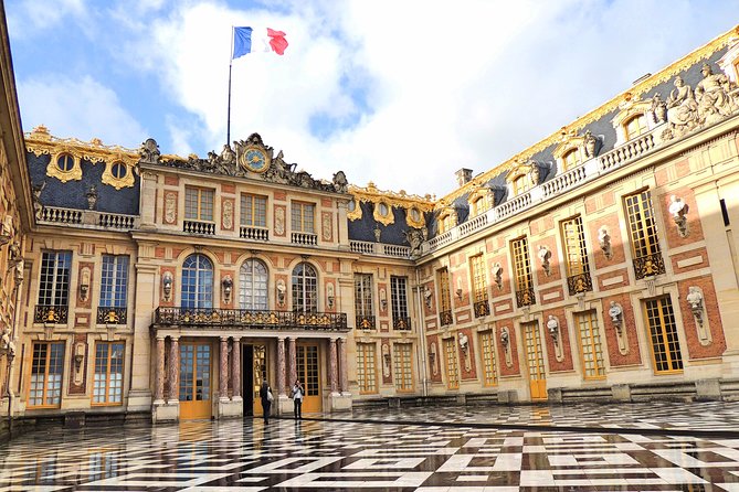 Versailles Palace & Gardens Tour With Transport From Paris - Accessibility and Recommendations for Visitors
