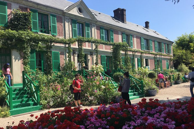 Versailles Palace & Giverny Private Guided Tour With Lunch - Priority Access - Extending the Experience in Normandy