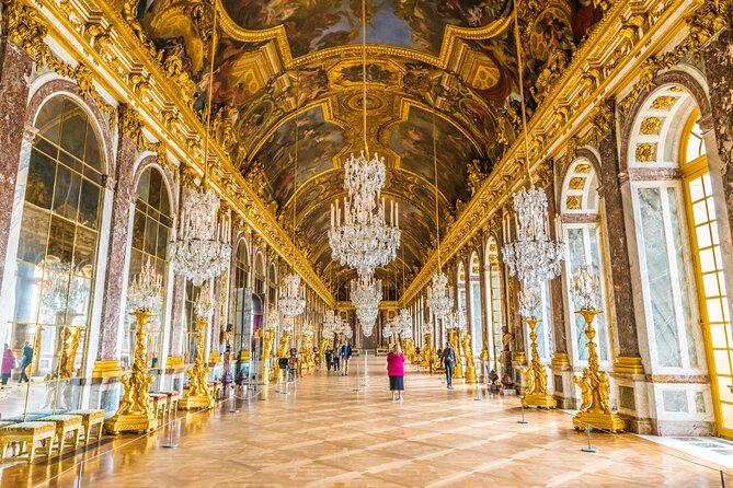 Versailles Palace Guided Tour & Gardens Option From Versailles - Meeting Point and Logistics for Your Tour