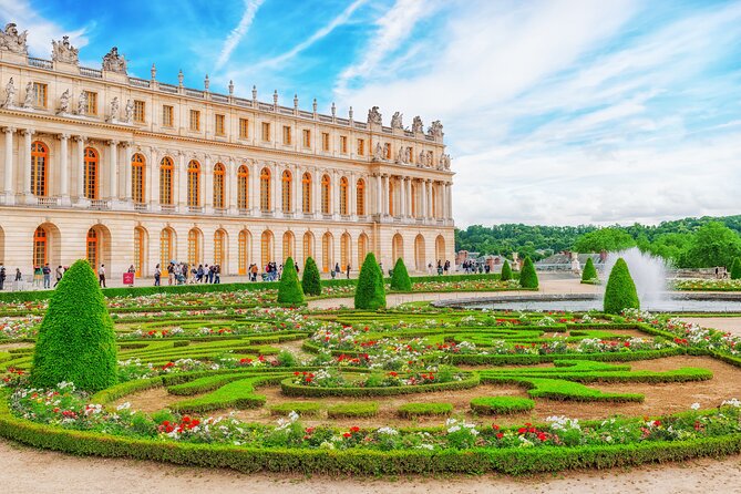 Versailles Palace Guided Tour & Gardens Option From Versailles - Strolling Through the Gardens of Versailles