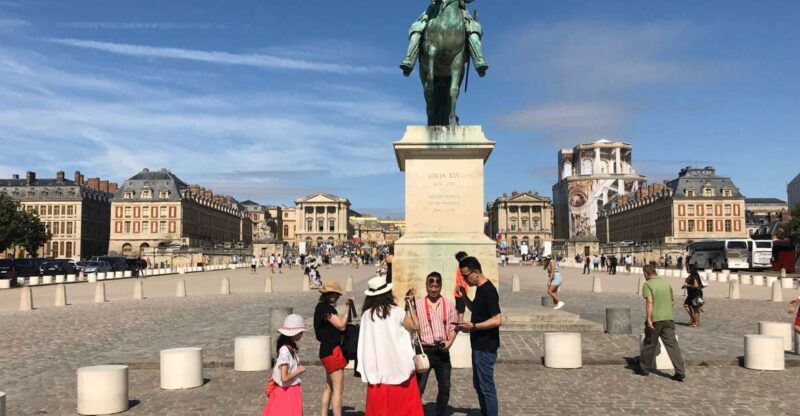Versailles: Palace Guided Tour with Skip-the-Line Ticket - The Value of the Guided Experience