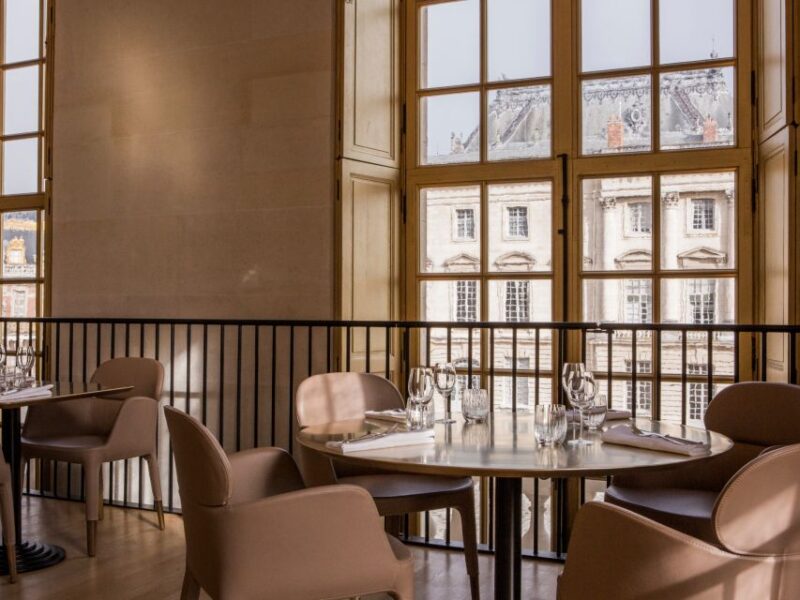 Versailles Palace Skip-the-Line Entrance and Breakfast - The Palatial Experience Inside