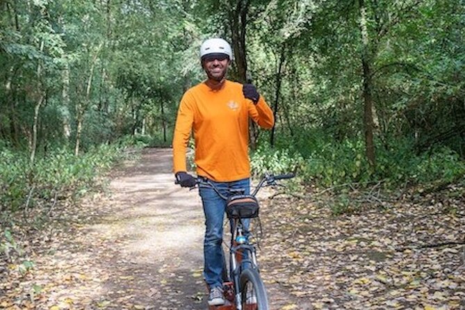 Versailles: Path of the Heroes on original electrics 2 wheels - Authentic Experiences from Fellow Travelers