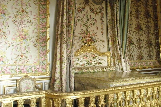 Versailles Private Guided Tour - Reserved Entry Included - Practical Details and Tips