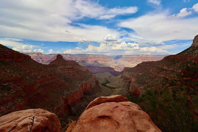 Vertigo From Infinity In The Heart Of The Desert Grand Canyon Skywalk - Who Is This Tour Best Suited For?