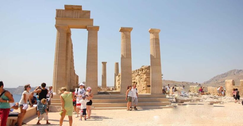 Very Best of Rhodes and LINDOS with Lunch Stop - An In-Depth Look at the Rhodes and Lindos Private Tour