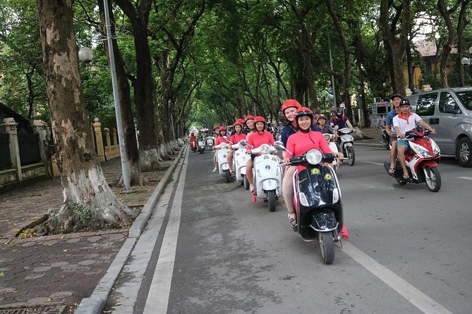 Vespa City Tour &Train Street Female With Ao Dai Riders 4,5 Hours - Cultural Insights and Authentic Flavors