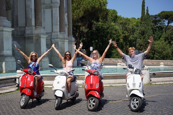 Vespa Scooter Tour in Rome with Professional Photographer - Key Points