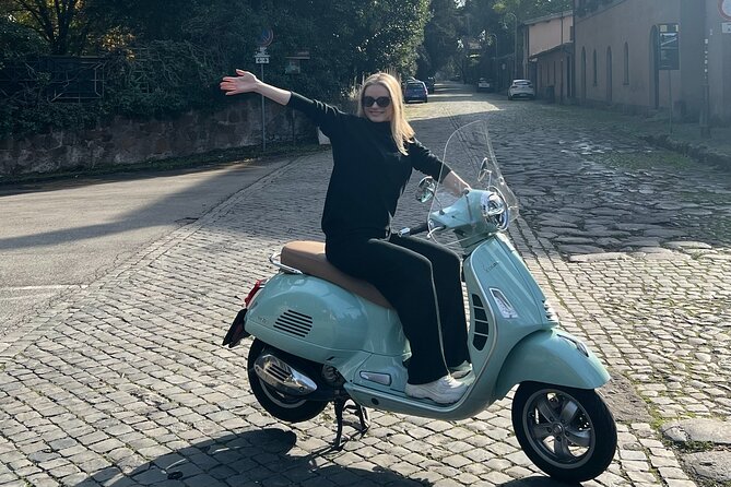 Vespa Tour in Rome Driven by Us With Optional Pick up - Benefits of a Private Vespa Tour