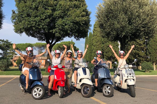Vespa Tour Rome- Experience Like a Roman - Capturing Memorable Moments