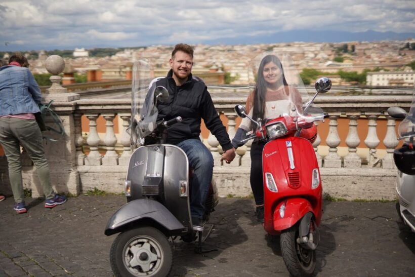 Vespa Tour with Professional Photographer - A Closer Look at the Vespa & Photography Tour