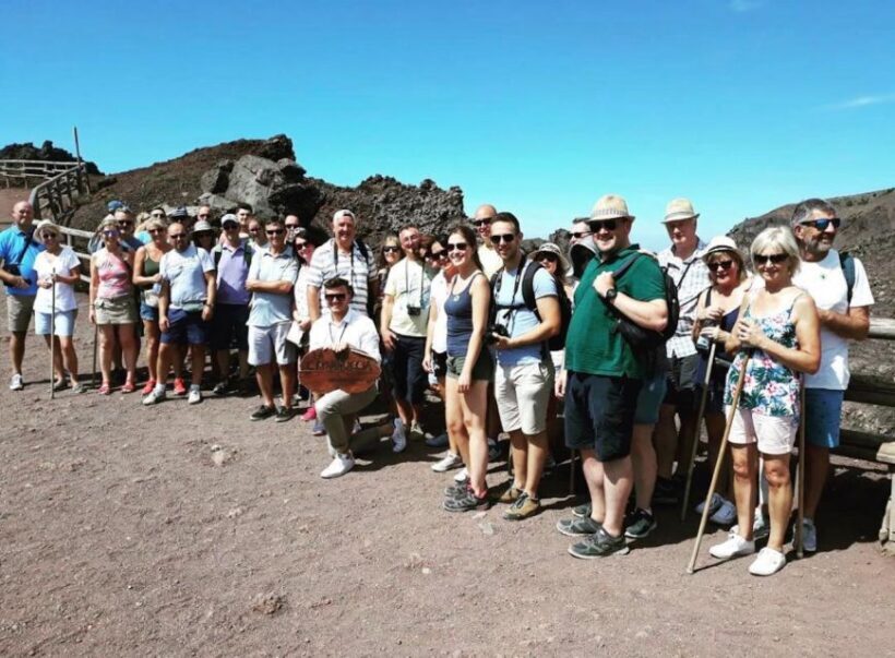 Vesuvio: 3h trekking tour with volcanological guide - Key Points
