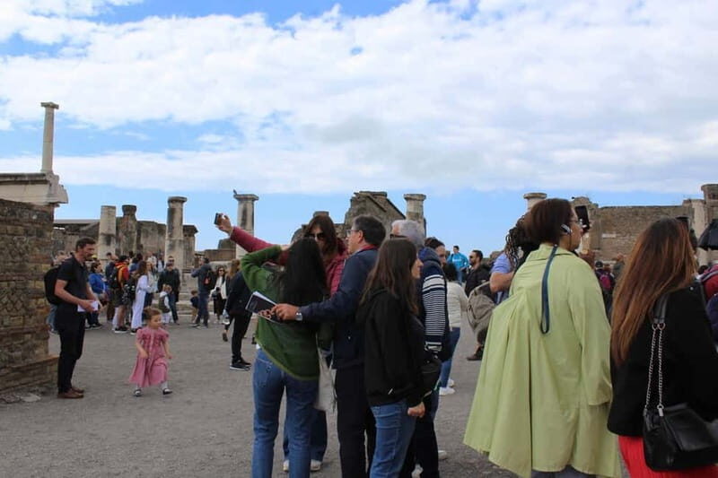 Vesuvius and Pompeii Tour from Naples All Included - FAQ