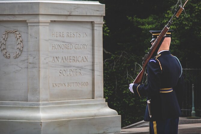 Veteran-Led Arlington National Cemetery Walking Tour - Introduction to the Veteran-Led Arlington Tour