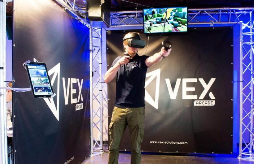 VEX Arcade - Accessibility and Group Size