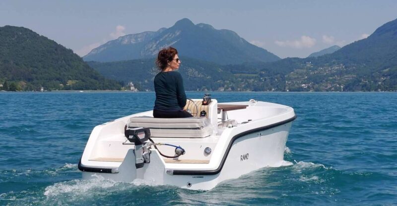 Veyrier-du-Lac: Electric Boat Rental Without License - The Value for Your Money