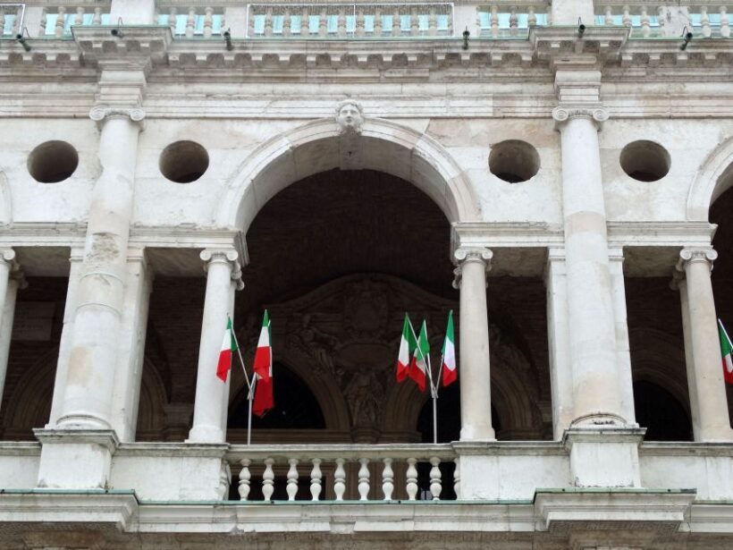 Vicenza: Palladian Architecture Private Walking Tour - Key Points