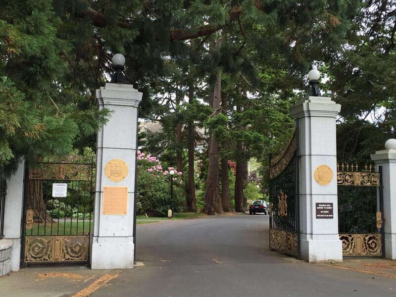 Victoria, BC: City Tour and Butchart Gardens Combo Tour - A Closer Look at the Tour Experience