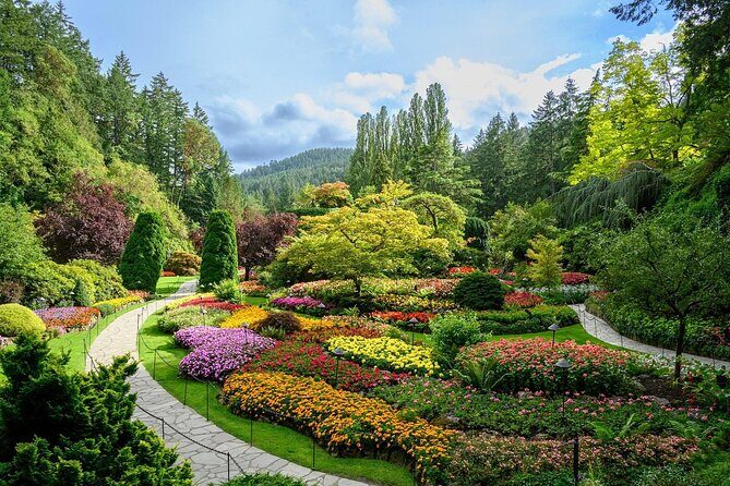 Victoria & Butchart Gardens Tour with Gulf Island Ferry - Exploring the Victoria & Butchart Gardens Tour with Gulf Island Ferry: A Detailed Look