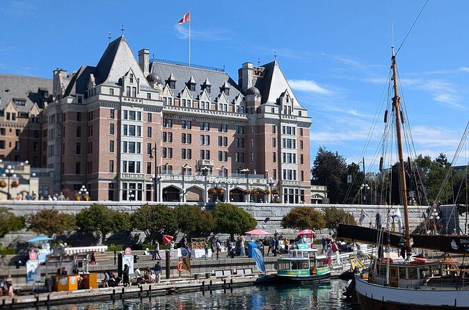 Victoria Highlights Private Half-Day Tour - FAQs