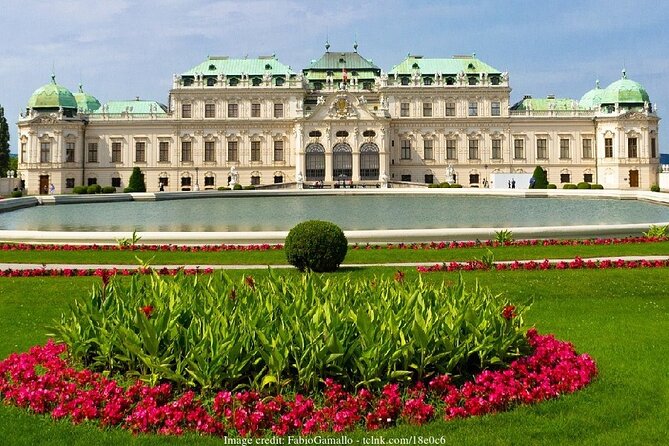 Vienna 3h Private Tour with Christmas Market & Upper Belvedere - FAQ