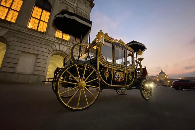 Vienna: 60 Min. Imperial E-Carriage Sightseeing Tour With Drinks - Tour Experience and Highlights