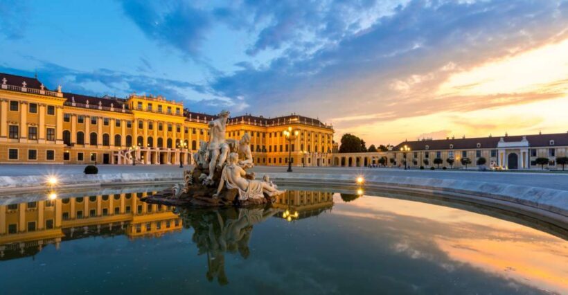 Vienna: Christmas Market Magic Walking Tour with a Local - The Itinerary and What You Can Expect