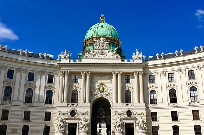 Vienna Christmas Tour - Architectural Wonders