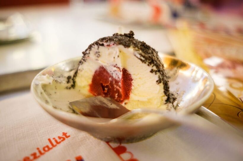 Vienna: Dessert Tour with Pastries, Cakes & Hidden Cafes - A Detailed Look at the Vienna Dessert Tour