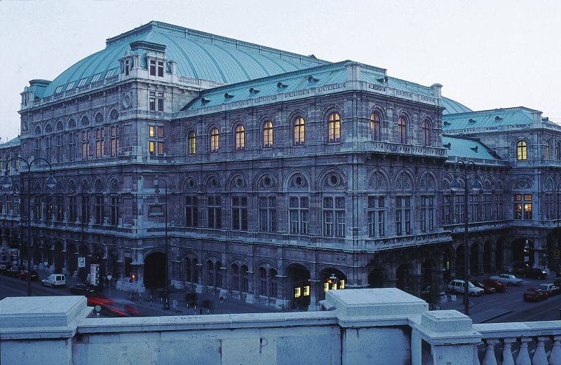 Vienna: Full-Day Private Tour including Schönbrunn Palace - How the Tour Works and What You Can Expect