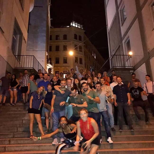 Vienna: Guided Pub Crawl with Club Entry - Practical Tips