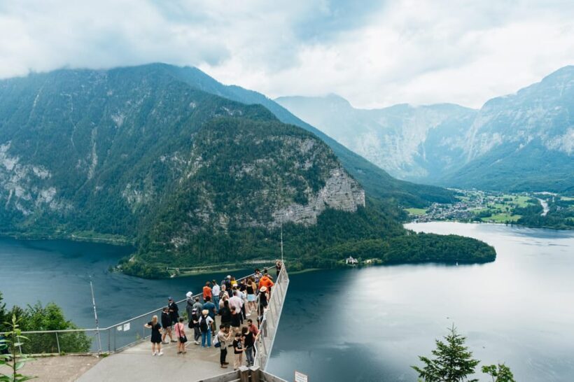 Vienna: Hallstatt & Alpine Peaks Day Trip with Skywalk Lift - Key Points