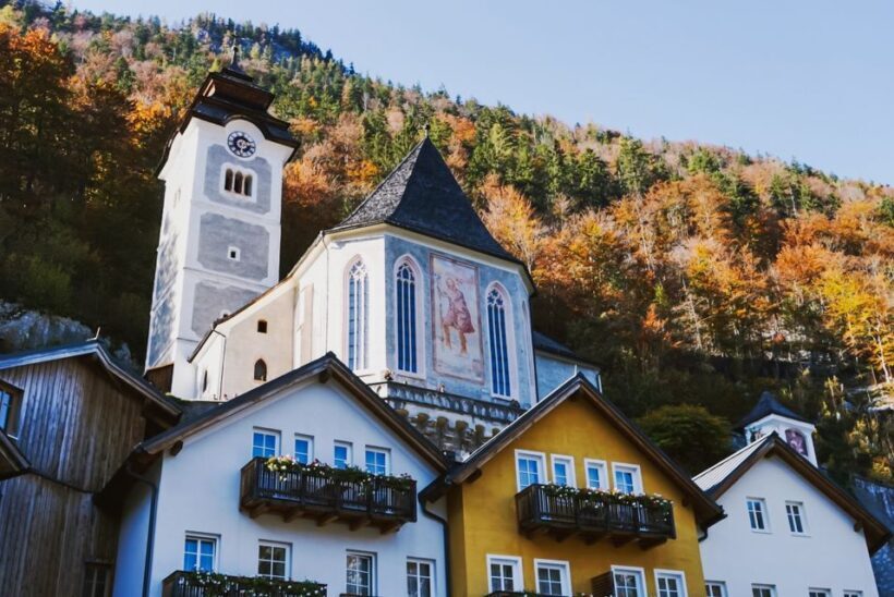 Vienna: Hallstatt & Alpine Peaks Day Trip with Skywalk Lift - FAQs