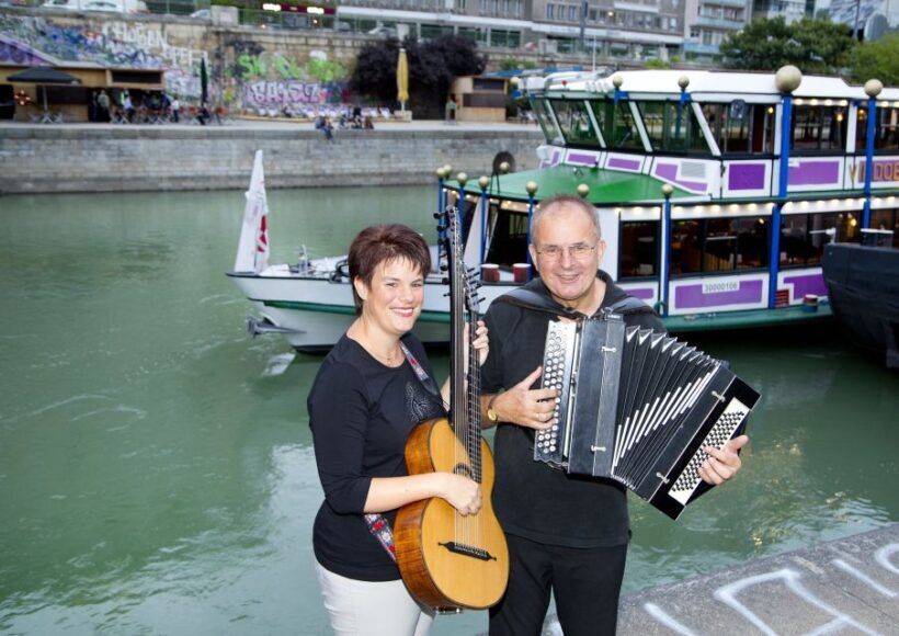 Vienna: Heurigen Cruise with Viennese Songs and Buffet - What is the Vienna Heurigen Cruise?
