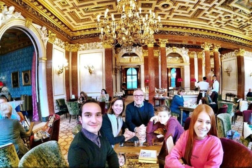 Vienna: Highlights Walking Tour with a Local Guide - Exploring Vienna in a Nutshell: What to Expect