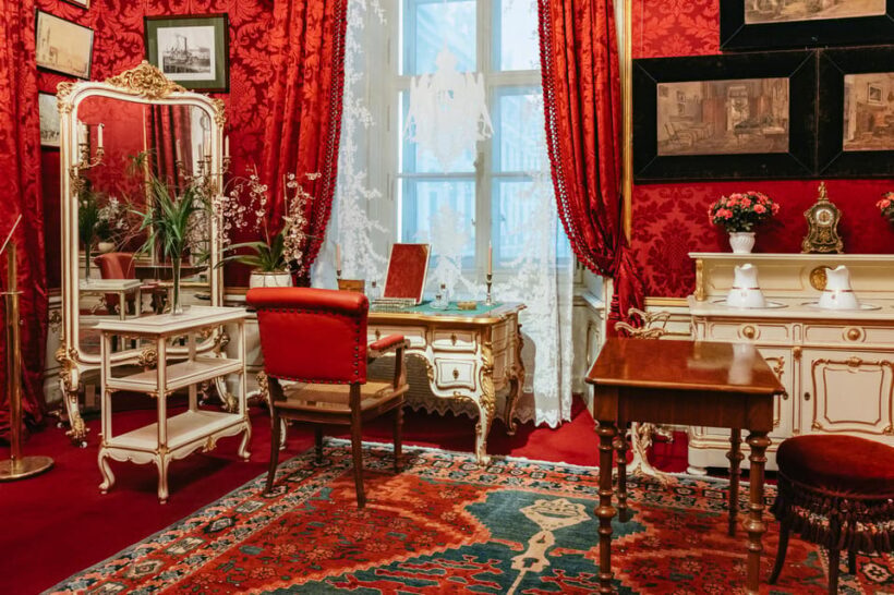 Vienna: Hofburg and Empress Sisi Museum Guided Tour - Final Reflection
