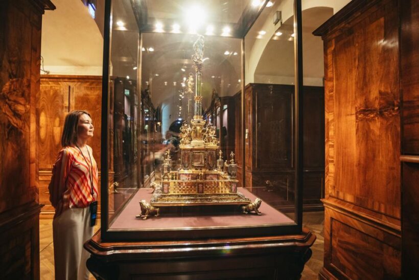 Vienna: Imperial Treasury in the Hofburg Palace - The Sum Up