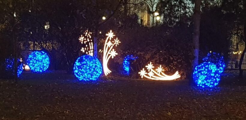 Vienna: Private Christmas Markets Tour with Drink & Snack - An In-Depth Look at the Tour Experience