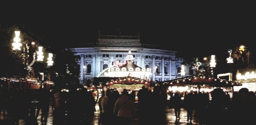 Vienna: Private Christmas Markets Tour with Drink & Snack - Who This Tour Is Perfect For