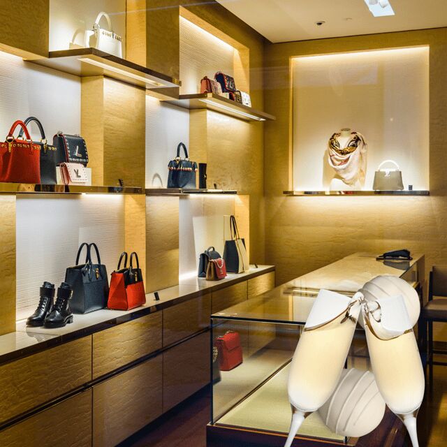 Vienna Private Shopping: Vintage treasures & Champagne - A Closer Look at the Experience