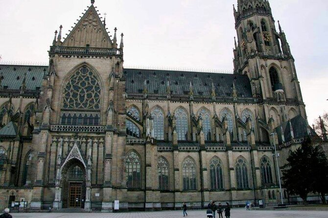 Vienna: Private Tour Mauthausen and Linz - FAQ