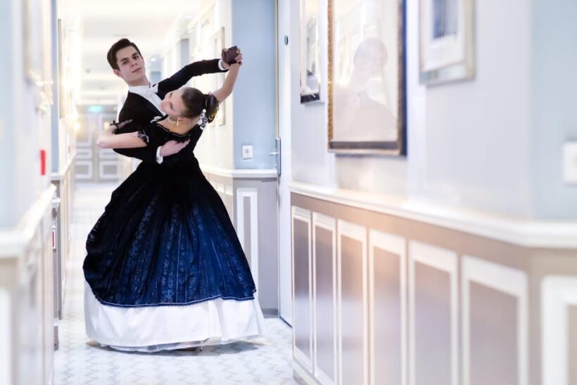 Vienna: Private Waltz Workshop for groups (4-14 guests) - Frequently Asked Questions