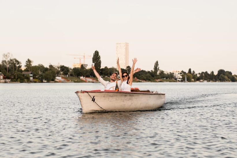 Vienna: Retro Boat Tour on the Danube River with Picnic - Who Will Love This Tour?