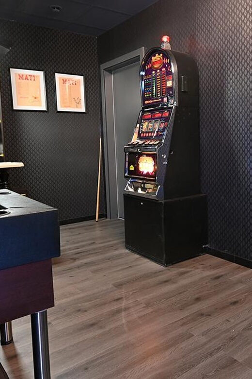 Vienna: Scavenger Escape Room Experience: Gangsta's Cage - Who Should Book This Experience?
